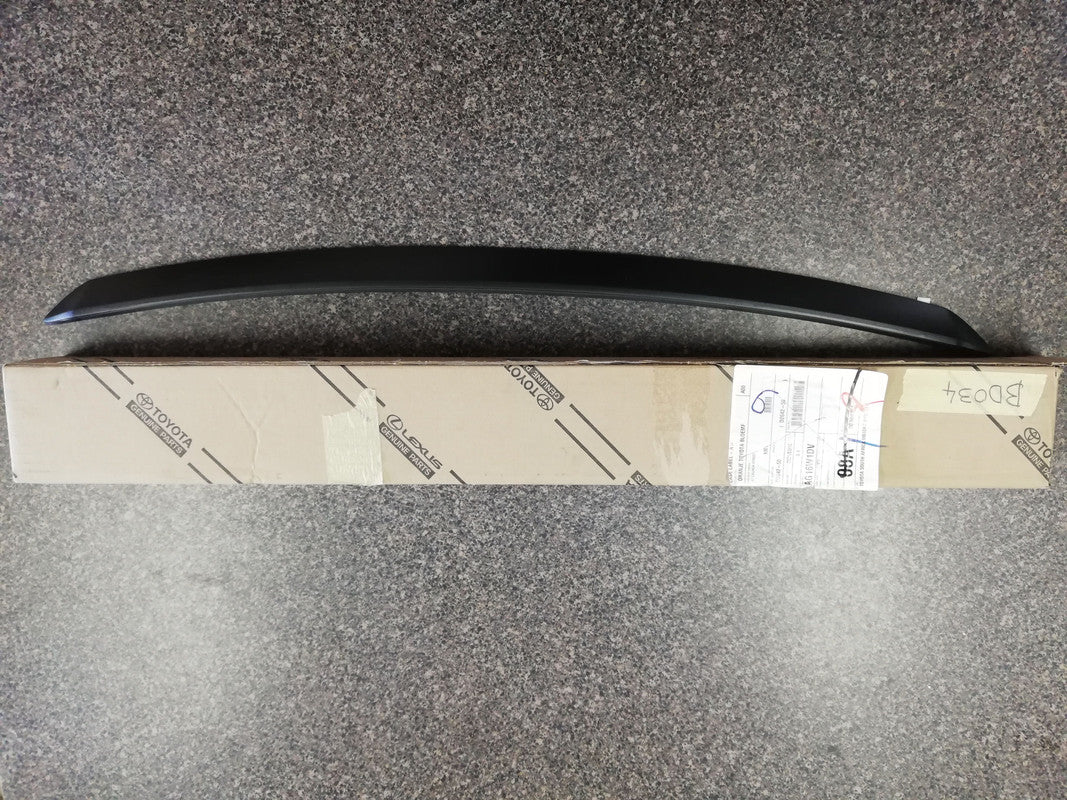 Original Used Toyota Hilux SRX, 2019 Upper Radiator Grille Cover – Eazy ...