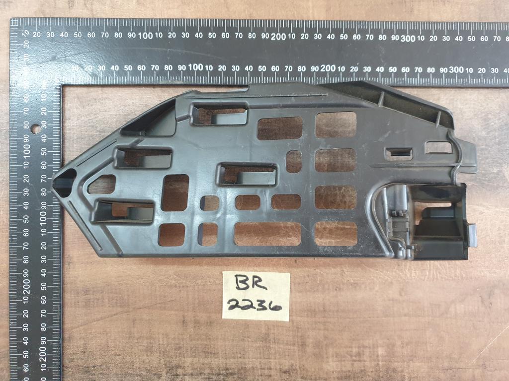 Volkswagen Polo Right Front Bumper Bracket – Eazy Parts ZA