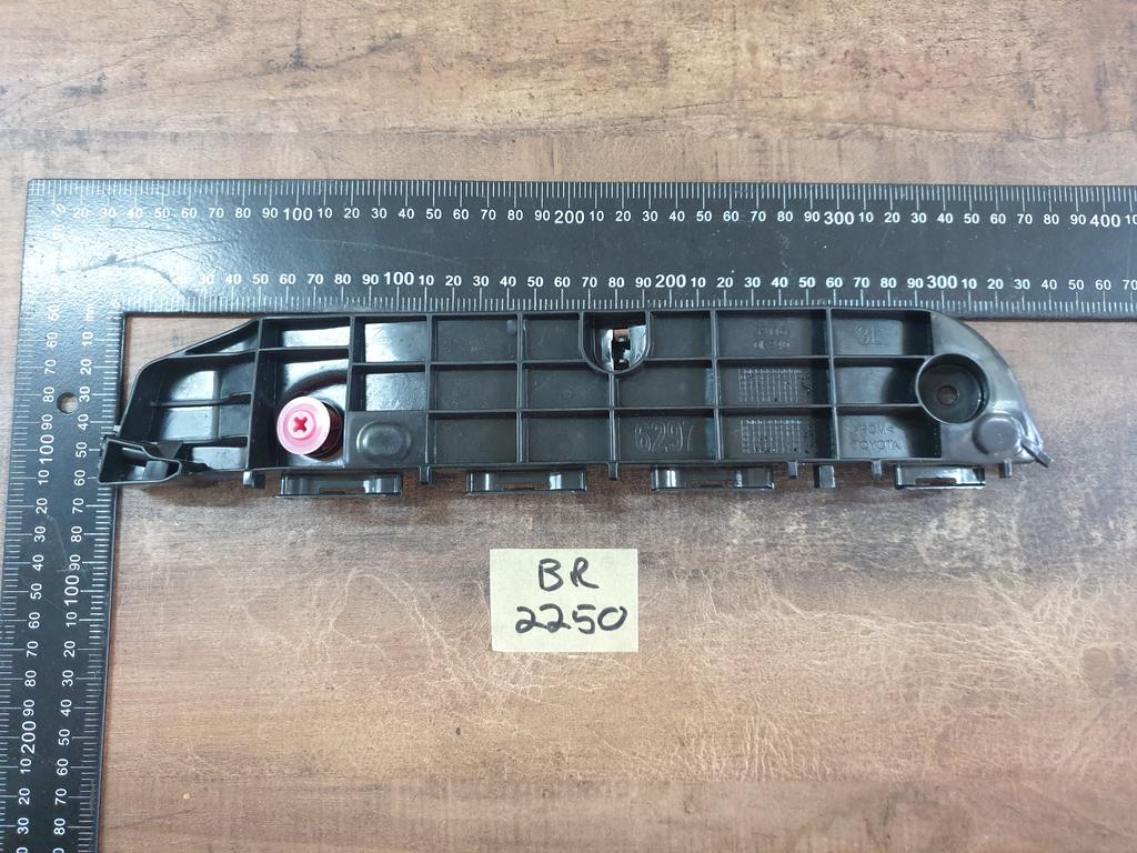 Original New Toyota Fortuner Hulux Left Front Bumper Bracket – Eazy ...