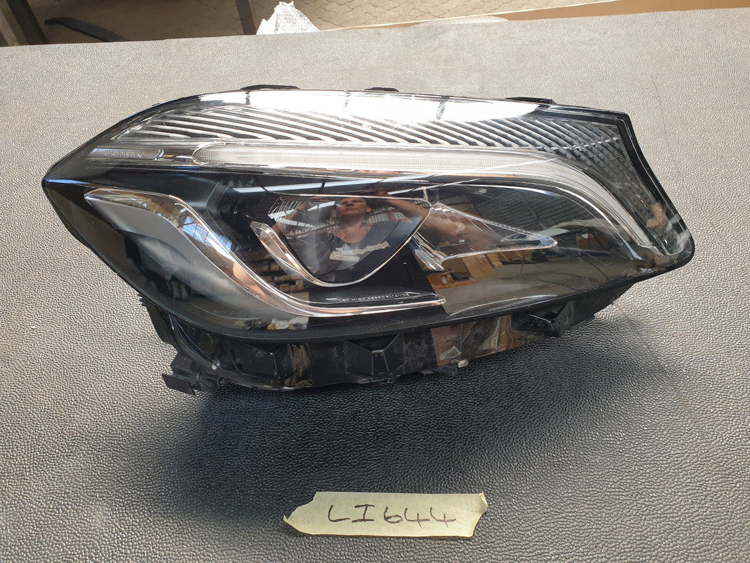 Original Used Mercedes-Benz A-Class W176 Right Headlight – Eazy Parts ZA