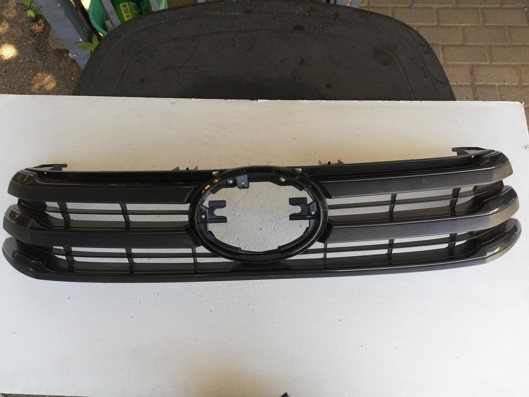 Toyota Aftermarket Hilux GD6 Radiator Grille Black w/ Black Beading ...